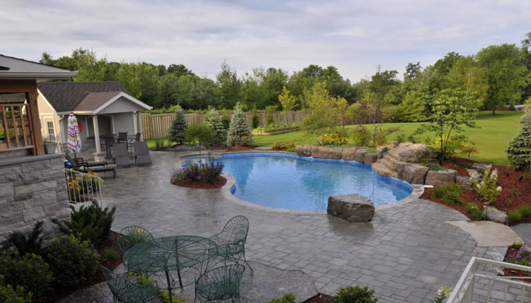 Buds Spas & Pools | Serving Ancaster, Dundas, Hamilton, Burlington